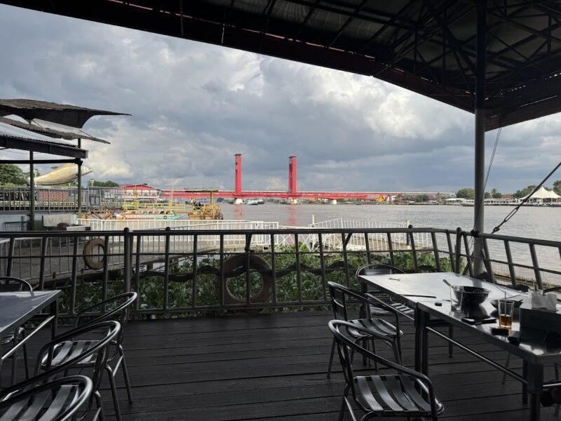 12 Tempat Makan Palembang Hits & Legendaris 2026: Panduan Kuliner 24 ...